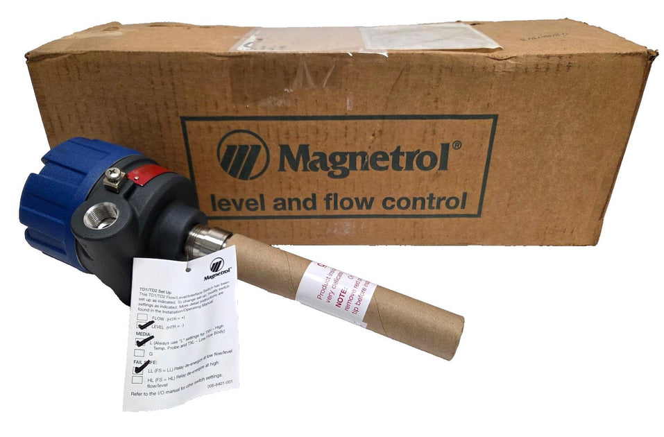 Ametek Magnetrol Temp Switch TD2-8D00-0G1 + Thermatel TMA-A110-010 Swi ...